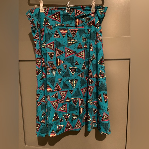LuLaRoe | Skirts | Euc Lularoe Azure Skirt | Poshmark